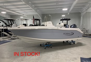 2024 Robalo 266 Cayman Solid Ice Blue ##UNKNOWN_VALUE##'s For Sale In ...